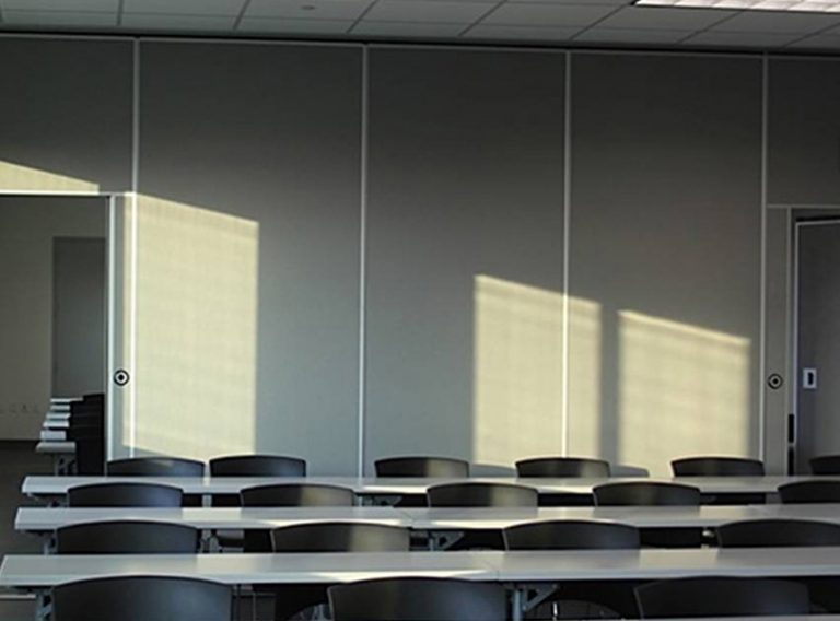 Hufcor or Modernfold: Have you thought of Moderco - Moderco